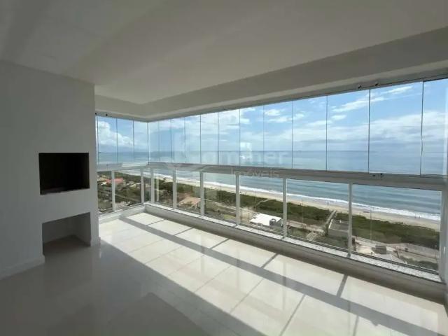 Apartamento para Venda em Balneário Piçarras/SC Itacolomi 3 Quartos