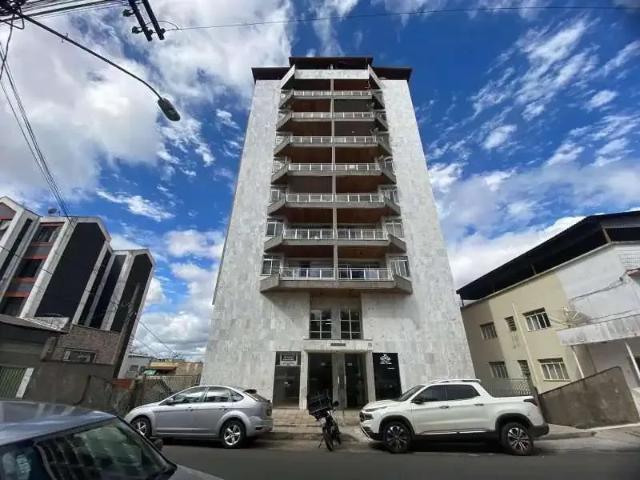 Apartamento para Venda em Barbacena/MG Centro 3 Quartos