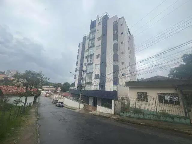 Apartamento para Venda em Barbacena/MG Centro 3 Quartos