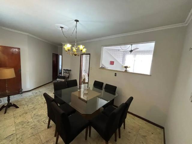 Apartamento para Venda em Barra Mansa/RJ Centro 3 Quartos