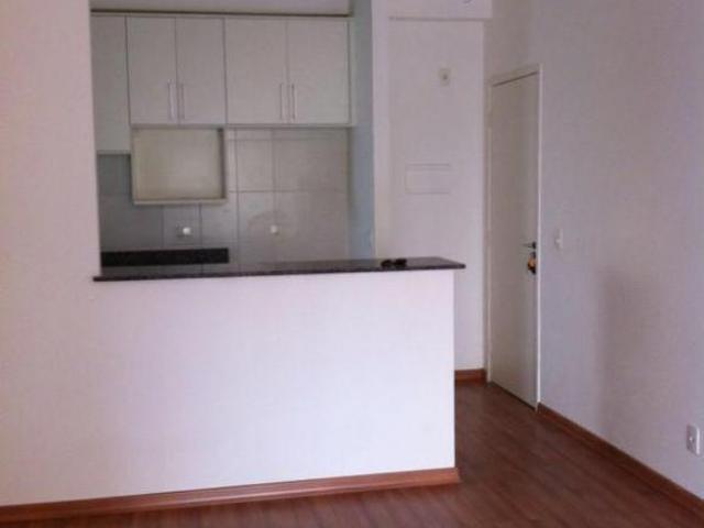 Apartamento para Venda em Barueri, Jardim Tupanci, 3 dormitórios, 1 suíte, 2 banheiros, 1 vaga
