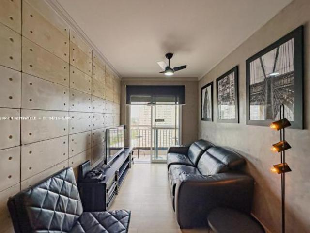Apartamento para Venda em Barueri, Tamboré, 2 dormitórios, 1 suíte, 2 banheiros, 1 vaga