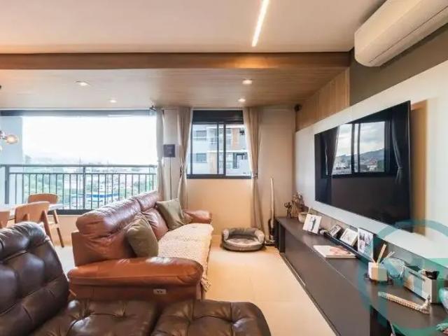 Apartamento para Venda em Barueri/SP Alphaville Empresarial 2 Quartos