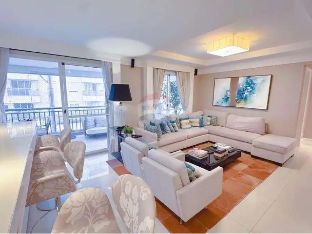 Apartamento para Venda em Barueri/SP Alphaville Empresarial 3 Quartos