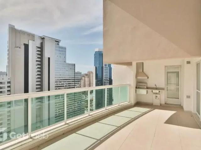 Apartamento para Venda em Barueri/SP Alphaville Empresarial 4 Quartos