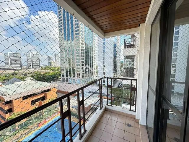 Apartamento para Venda em Barueri/SP Alphaville 2 Quartos