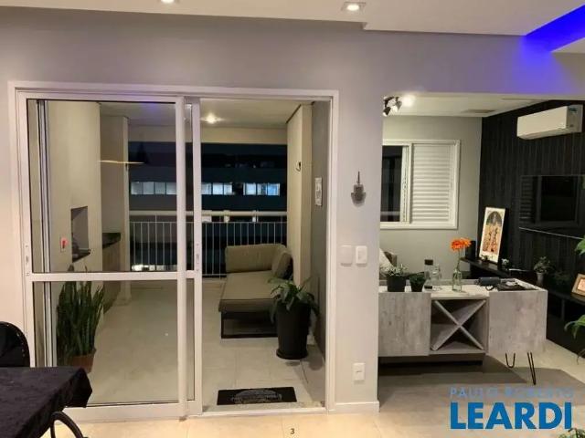 Apartamento para Venda em Barueri/SP Alphaville 2 Quartos