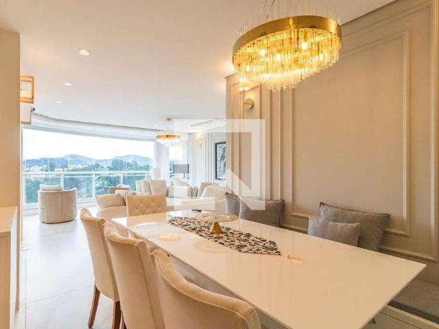 Apartamento para Venda em Barueri/SP Alphaville 2 Quartos