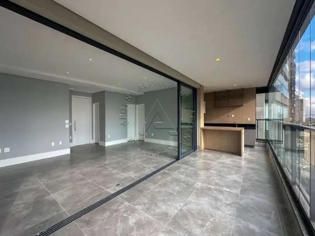 Apartamento para Venda em Barueri/SP Alphaville 4 Quartos
