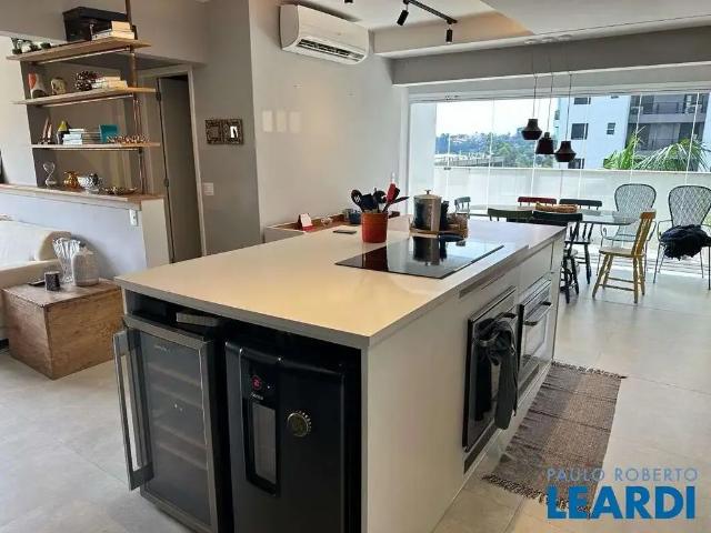 Apartamento para Venda em Barueri/SP Empresarial 18 do Forte 1 Quartos