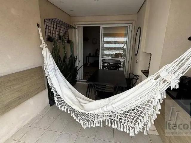 Apartamento para Venda em Barueri/SP Empresarial 18 do Forte 2 Quartos