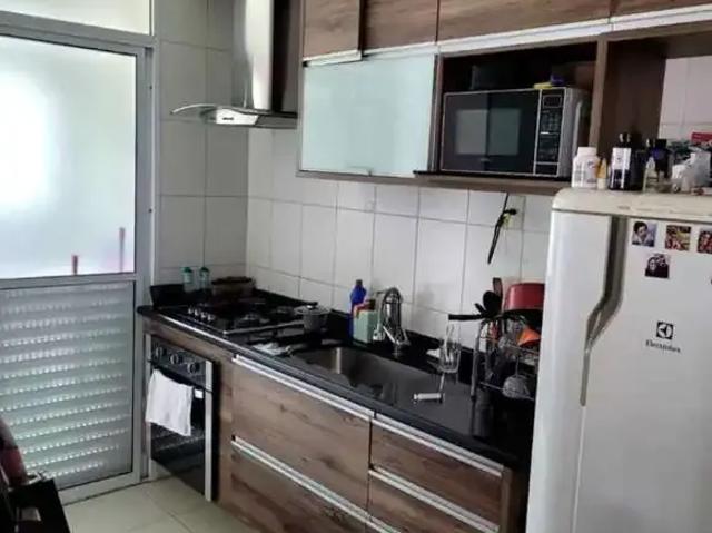 Apartamento para Venda em Barueri/SP Jardim Tupanci 2 Quartos