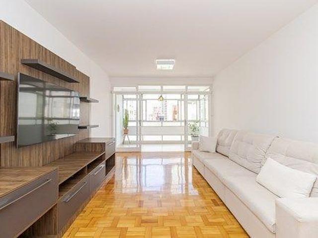 Apartamento para venda em Batel de 220.00m² com 3 Quartos, 1 Suite e 1 Garagem