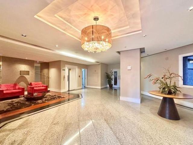 Apartamento para venda em Batel de 850.00m² com 5 Quartos, 5 Suites e 4 Garagens