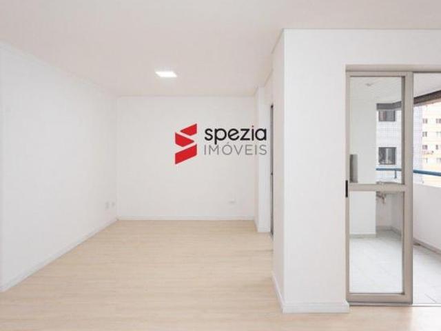 Apartamento para venda em Batel de 91.77m² com 3 Quartos, 1 Suite e 2 Garagens