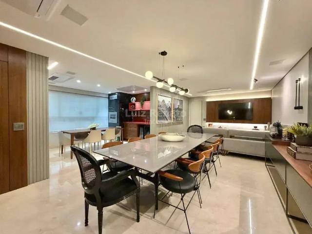 Apartamento para Venda em Belo Horizonte/MG Coração de Jesus 4 Quartos