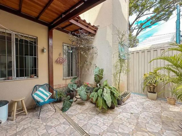 Apartamento para Venda em Belo Horizonte/MG Castelo 3 Quartos