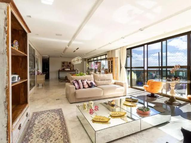 Apartamento para Venda em Belo Horizonte/MG Belvedere 4 Quartos
