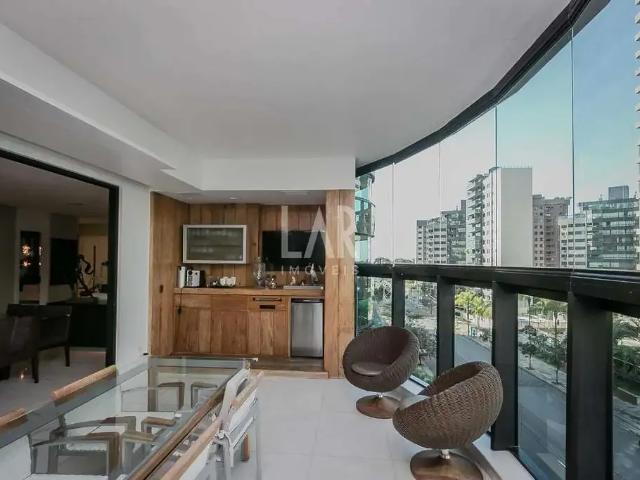 Apartamento para Venda em Belo Horizonte/MG Belvedere 4 Quartos
