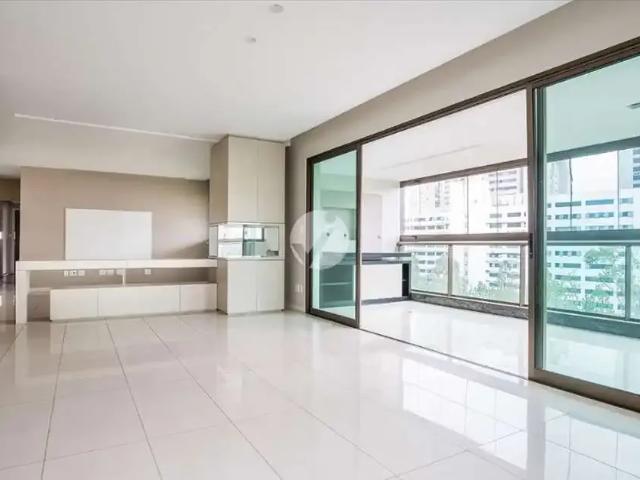 Apartamento para Venda em Belo Horizonte/MG Belvedere 4 Quartos
