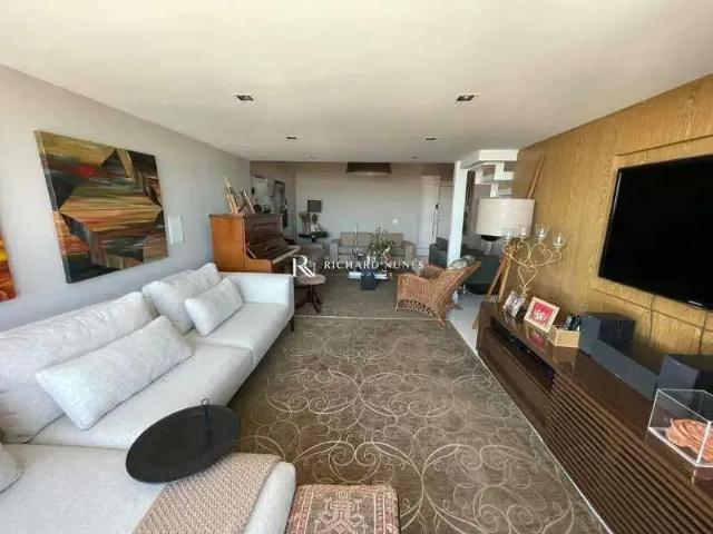 Apartamento para Venda em Belo Horizonte/MG Belvedere 4 Quartos