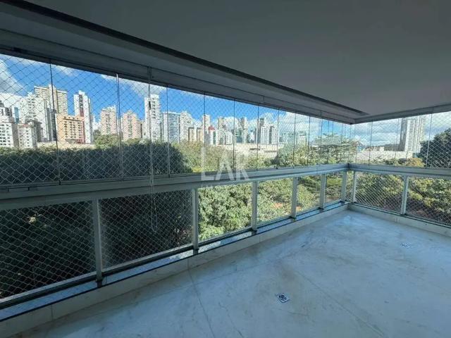 Apartamento para Venda em Belo Horizonte/MG Belvedere 4 Quartos