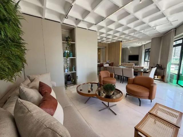 Apartamento para Venda em Belo Horizonte/MG Belvedere 4 Quartos
