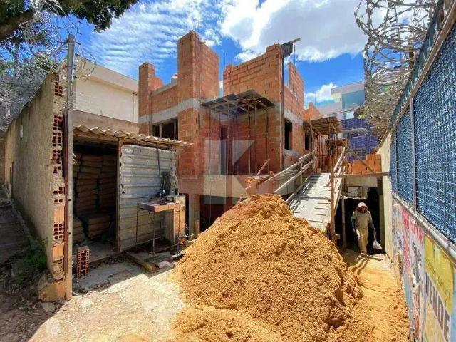 Apartamento para Venda em Belo Horizonte/MG Itapoã 3 Quartos