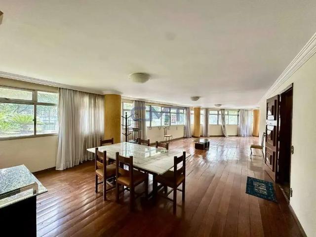 Apartamento para Venda em Belo Horizonte/MG Lourdes 4 Quartos