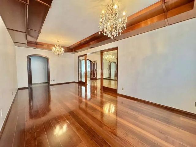 Apartamento para Venda em Belo Horizonte/MG Lourdes 4 Quartos