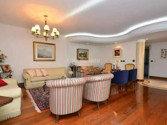 Apartamento para Venda em Belo Horizonte/MG Lourdes 4 Quartos