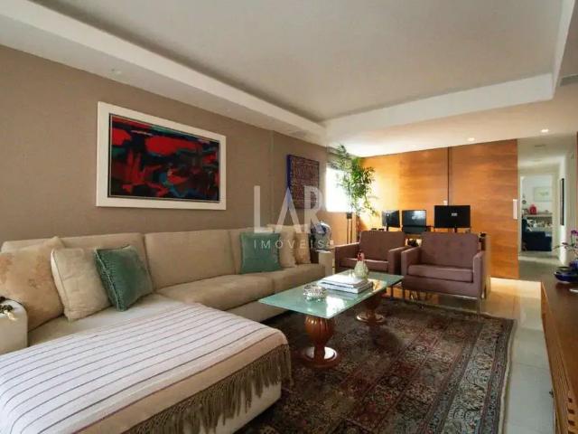 Apartamento para Venda em Belo Horizonte/MG Lourdes 4 Quartos