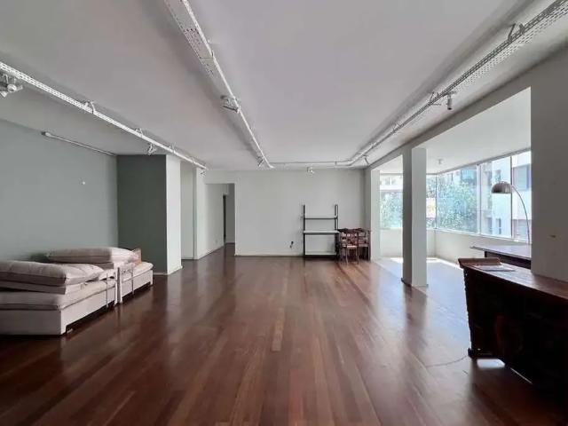 Apartamento para Venda em Belo Horizonte/MG Lourdes 4 Quartos
