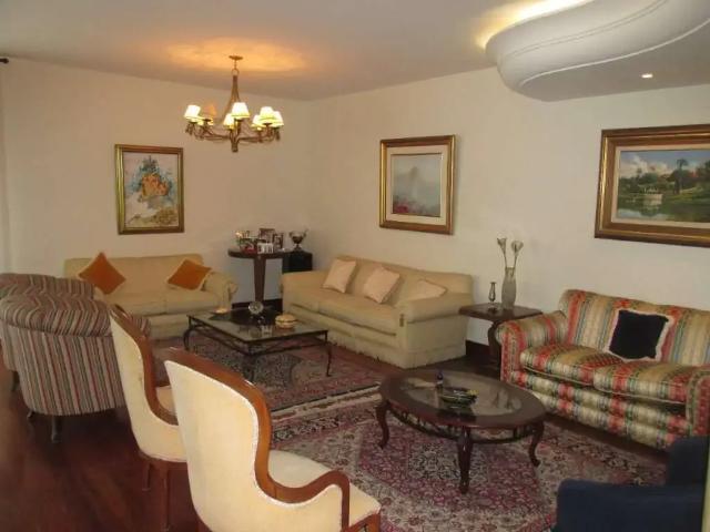 Apartamento para Venda em Belo Horizonte/MG Lourdes 4 Quartos