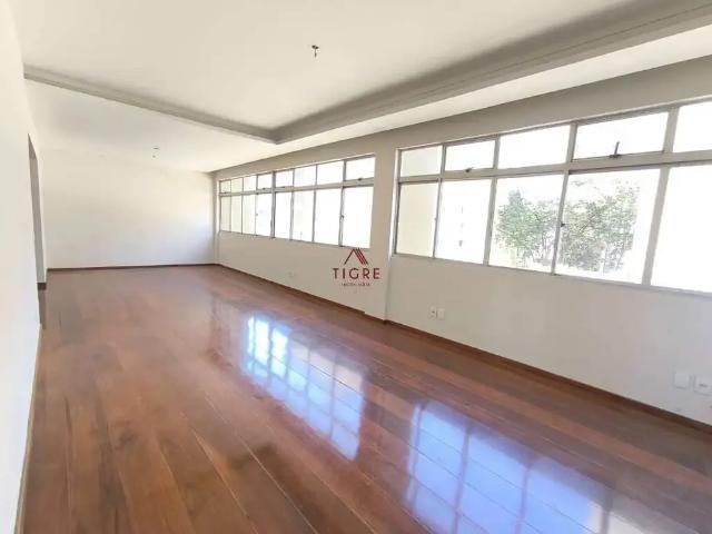Apartamento para Venda em Belo Horizonte/MG Lourdes 4 Quartos