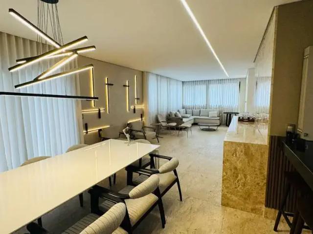 Apartamento para Venda em Belo Horizonte/MG Lourdes 4 Quartos