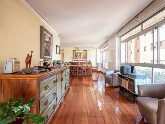 Apartamento para Venda em Belo Horizonte/MG Lourdes 4 Quartos