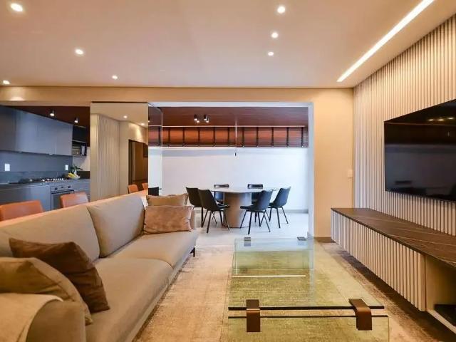 Apartamento para Venda em Belo Horizonte/MG Lourdes 2 Quartos