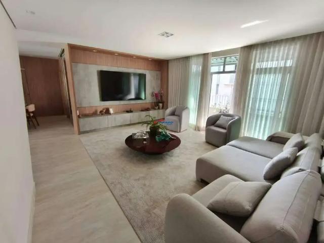 Apartamento para Venda em Belo Horizonte/MG Lourdes 3 Quartos