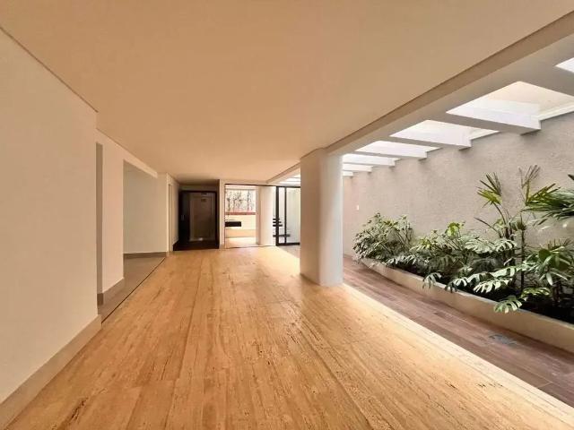 Apartamento para Venda em Belo Horizonte/MG Savassi 4 Quartos