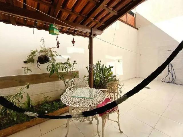 Apartamento para Venda em Belo Horizonte/MG Sagrada Família 2 Quartos