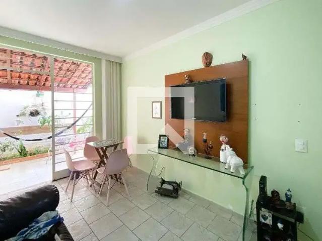 Apartamento para Venda em Belo Horizonte/MG Sagrada Família 2 Quartos