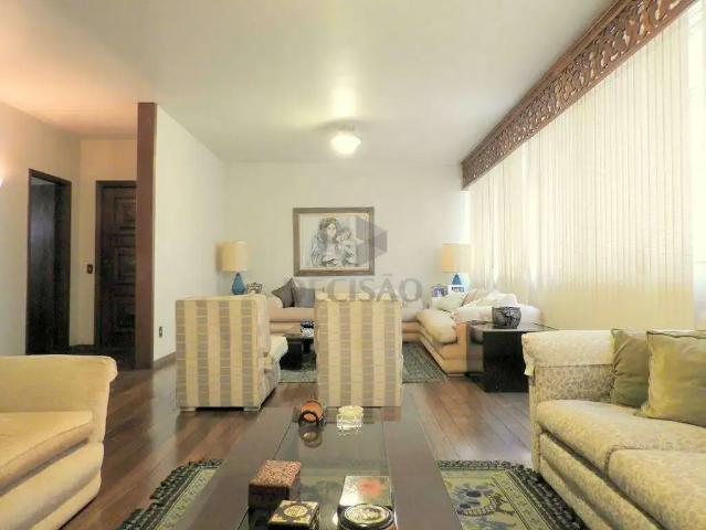 Apartamento para Venda em Belo Horizonte/MG Santo Antônio 5 Quartos