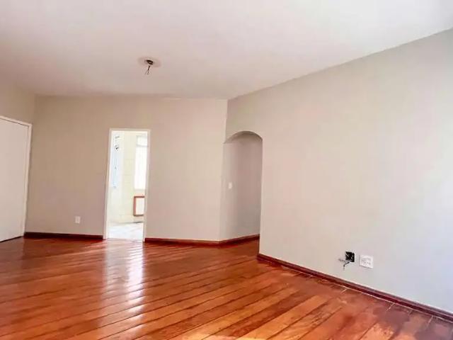 Apartamento para Venda em Belo Horizonte/MG Santo Antônio 2 Quartos