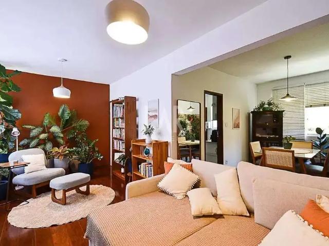 Apartamento para Venda em Belo Horizonte/MG Santo Antônio 3 Quartos