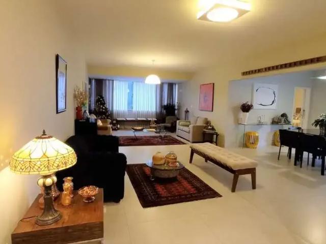 Apartamento para Venda em Belo Horizonte/MG Santo Antônio 3 Quartos
