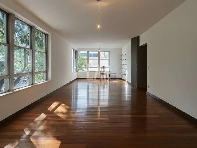 Apartamento para Venda em Belo Horizonte/MG Santo Antônio 3 Quartos