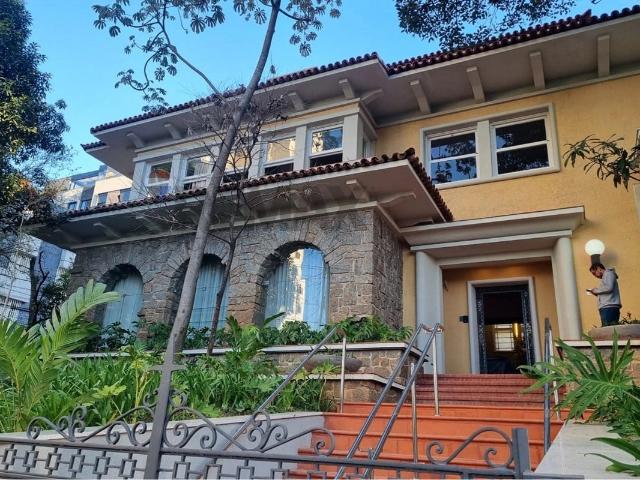 Apartamento para Venda em Belo Horizonte/MG Santo Antônio 3 Quartos