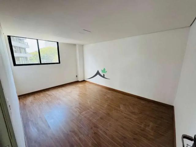 Apartamento para Venda em Belo Horizonte/MG Santa Lúcia 4 Quartos
