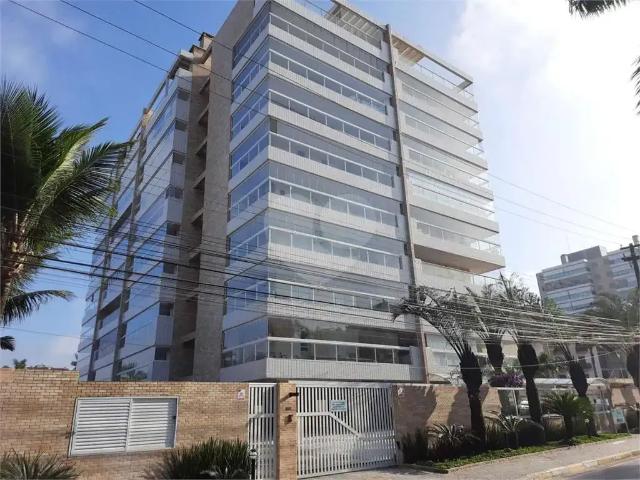 Apartamento para Venda em Bertioga/SP Centro 3 Quartos
